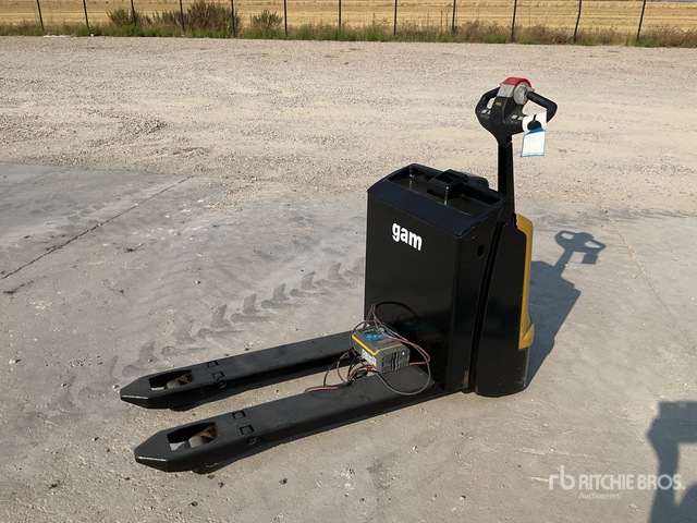 2020 Yale MP16 Electric Pallet Jack | Ritchie Bros. Auctioneers