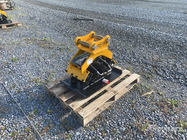 BLK 04 Plate Compactor Attachment (Unused) | Ritchie Bros. Auctioneers