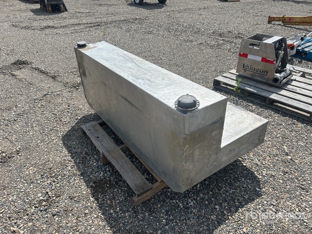 Aluminum L Shaped Tank | Ritchie Bros. Auctioneers