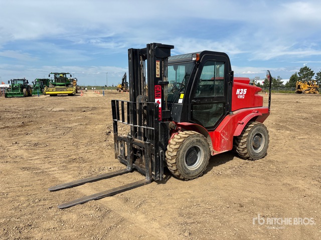 All Terrain Pneumatic Tire Chariot Élévateur | Ritchie Bros. Auctioneers