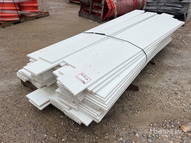 Quantity of (112) Type III Coroplast boards | Ritchie Bros. Auctioneers