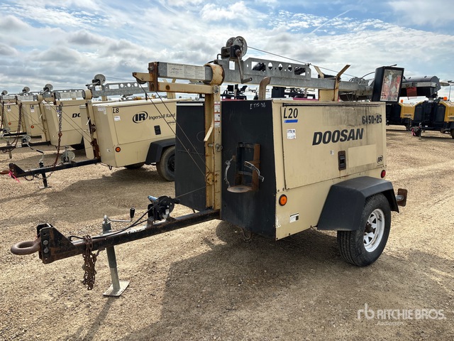 2012 Doosan L2060HZT4I 20 kW Tour d'éclairage | Ritchie Bros. Auctioneers
