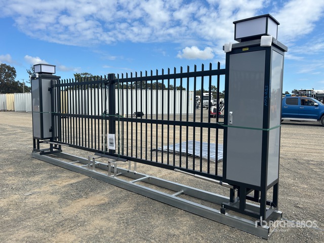 Suihe 20 ft Bi-Parting Driveway Gate (Unused) | Ritchie Bros. Auctioneers