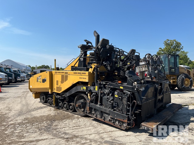 2018 Cat AP1055F Track Asphalt Paver in Sharonville, Ohio, United ...