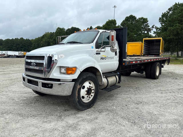 2015 Ford F-750 XL 4x2 Flatbed Truck (Inoperable) | Ritchie Bros. Auctioneers