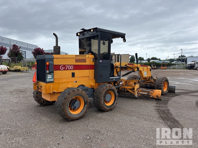 2015 LeeBoy G700 Motor Grader in Madison, Alabama, United States ...