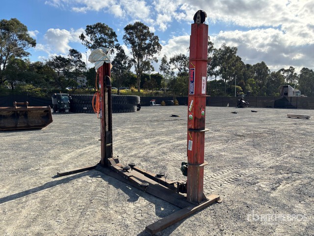 Repco Koni 3580 2 Post Vehicle Lift | Ritchie Bros. Auctioneers
