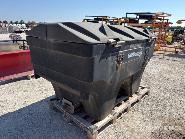 SaltDogg PRO2000 Electric Salt Spreader | Ritchie Bros. Auctioneers