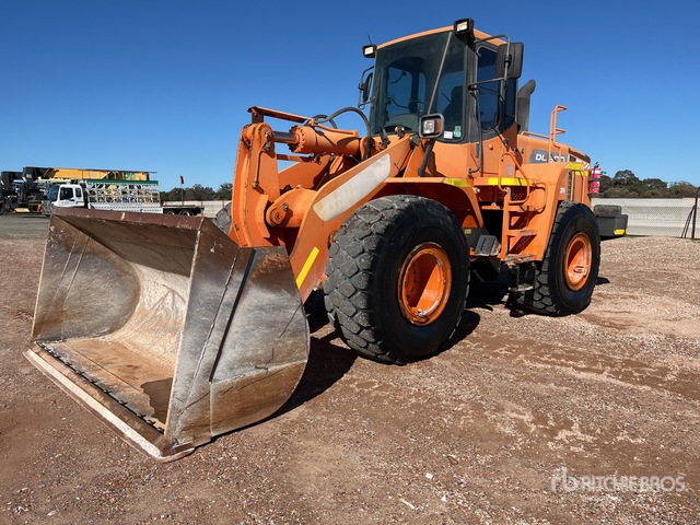 2012 Doosan DL300 Wheel Loader | Ritchie Bros. Auctioneers