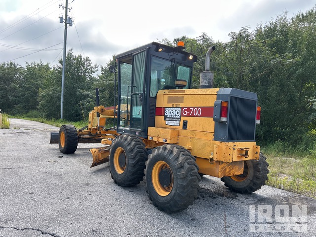 2015 LeeBoy G700 Motor Grader in Oxford, Alabama, United States ...