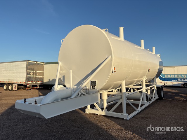 2006 Mega MPT12 12000 gal S/A Portable Water Tower | Ritchie Bros ...