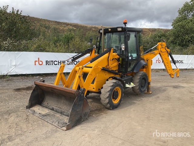 2013 JCB 2CX 4x4 Streetmaster MK3 Backhoe Loader | Ritchie Bros ...