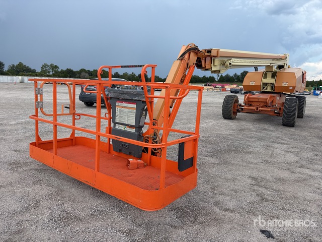 2013 JLG 860SJ 4WD Diesel Telescopic Boom Lift | Ritchie Bros. Auctioneers