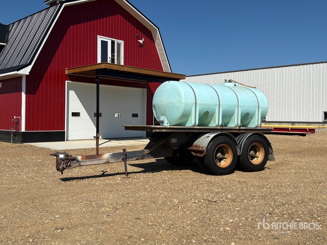 1995 Castleton Converter T/A Trailer Fertilizer Cart | Ritchie Bros ...