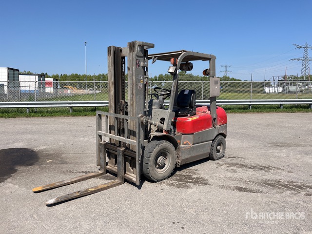 2007 Kargo TH 25 Forklift | Ritchie Bros. Auctioneers