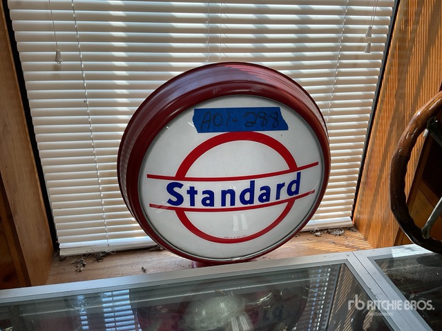 Standard Gas Pump Globe Antiques | Ritchie Bros. Auctioneers