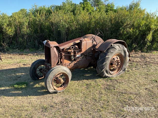 Massey-Harris Pacemaker 2WD Wide Front Antique Tractor | Ritchie Bros ...