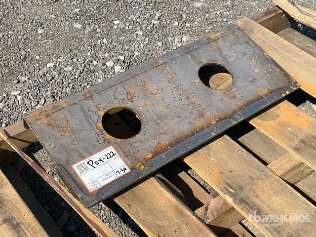 Kit Containers 26 in Skid Steer Attachment Mounting Plate (Unused ...