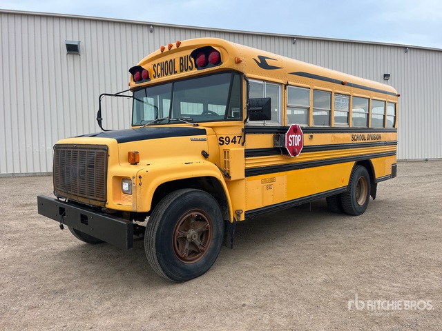 1998 BlueBird 4x2 36-Seat School Bus | Ritchie Bros. Auctioneers