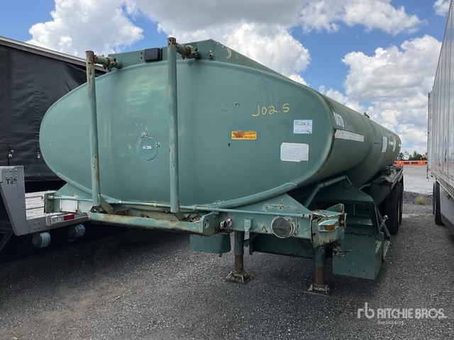 1984 Heil 5000 gal T/A Tanker Trailer | Ritchie Bros. Auctioneers