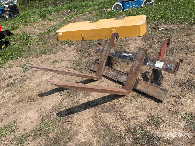 John Deere 310 48 in Backhoe Forks | Ritchie Bros. Auctioneers