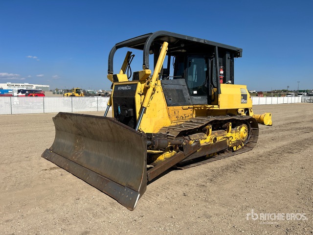 2003 Komatsu D85EX-15EO Crawler Dozer | Ritchie Bros. Auctioneers