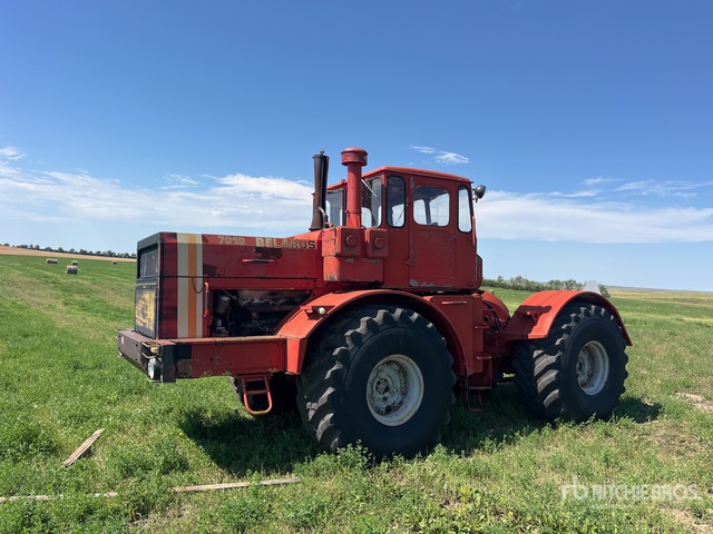 Belarus 7010 Articulated Tractor (Inoperable) | Ritchie Bros. Auctioneers