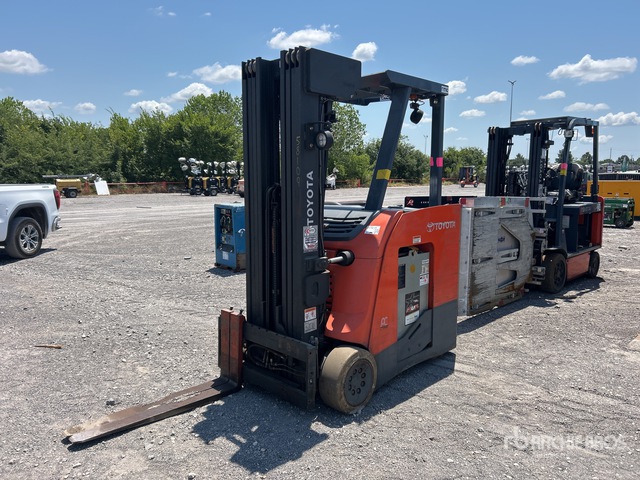 2019 Toyota 8BNCU20 4000 lb Electric Forklift | Ritchie Bros. Auctioneers