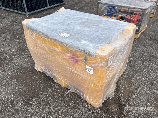 DL DL480 480 L Poly Diesel Fuel Tank (Unused) | Ritchie Bros. Auctioneers