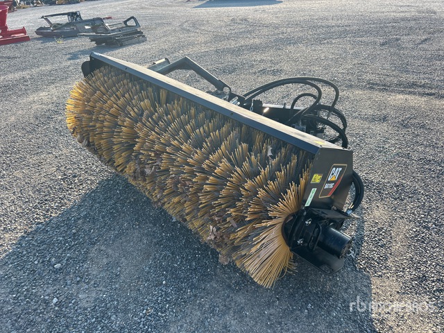 Cat BA118C 84 in Skid Steer Broom | Ritchie Bros. Auctioneers