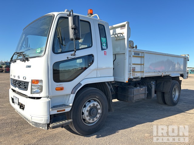 2014 Mitsubishi Fuso FM 600 4x2 Tipper Truck in Geelong, Victoria ...