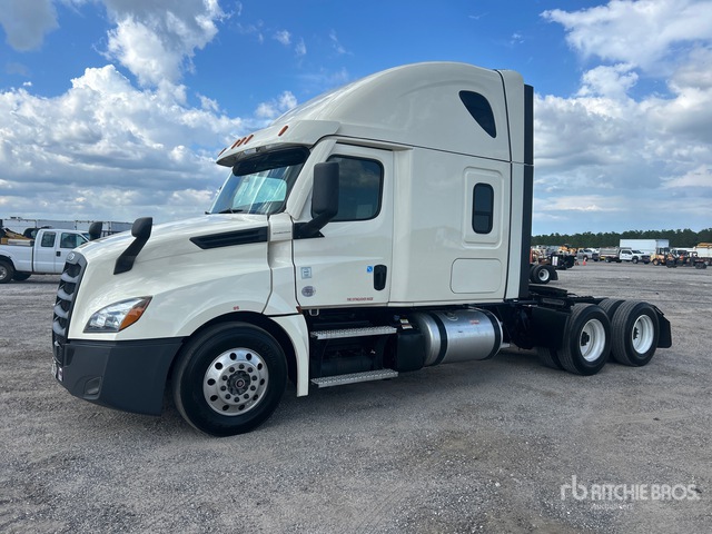 2021 Freightliner Cascadia 126 6x4 T A Sleeper Truck Tractor Ritchie