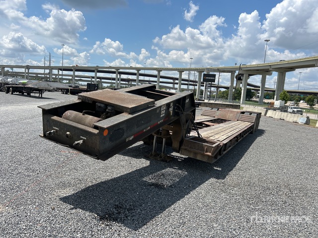 1998 Witzco Challenger RG50 50 ton Tri/A Removable Gooseneck Lowboy ...