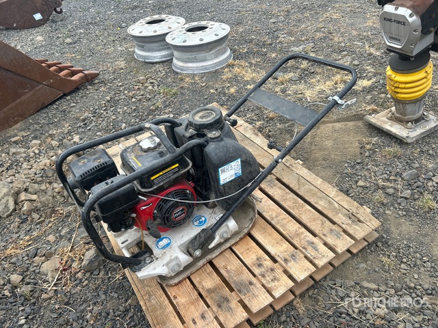 Mustang Vibratory Plate Compactor (Inoperable) | Ritchie Bros. Auctioneers