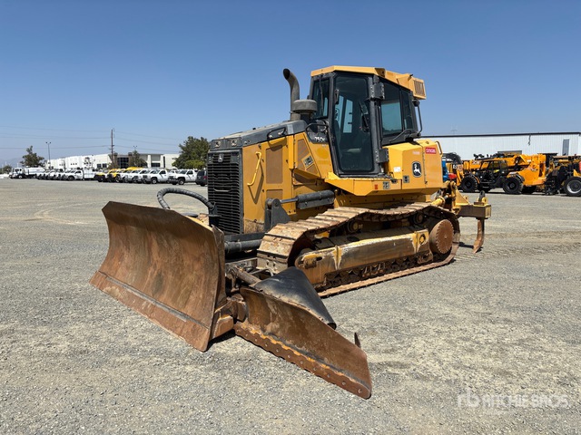 2015 John Deere 750K XLT Crawler Dozer | Ritchie Bros. Auctioneers