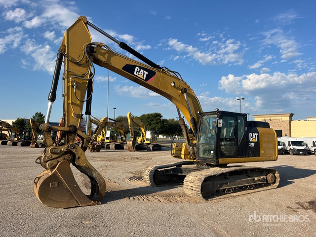 2016 Cat 326FL Tracked Excavator | Ritchie Bros. Auctioneers