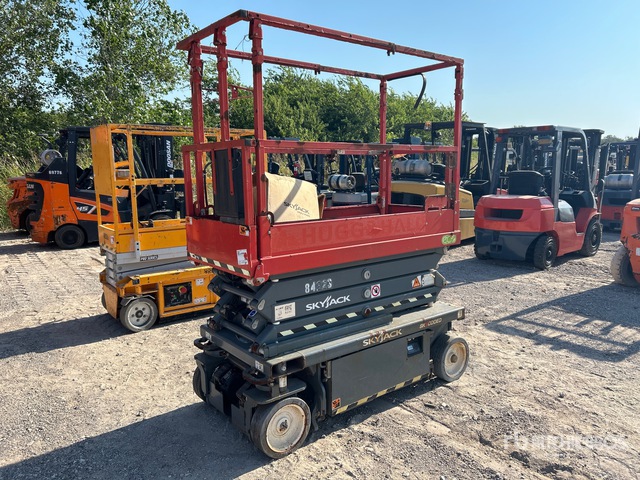 Skyjack SJ3219E Electric Scissor Lift | Ritchie Bros. Auctioneers