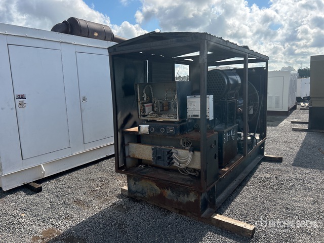Stewart & Stevens Srvices 300 kW Containerized Stand-By Generator Set ...