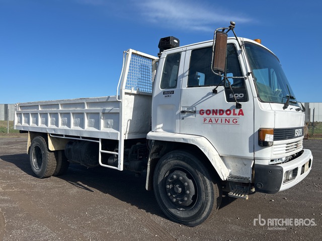 1992 Isuzu FVR 900 4x2 S/A Dump Truck | Ritchie Bros. Auctioneers