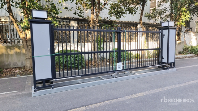 Quantity of (2) 2025 Suihe SG A-2 16 ft x 5 ft Steel Bi-Parting ...