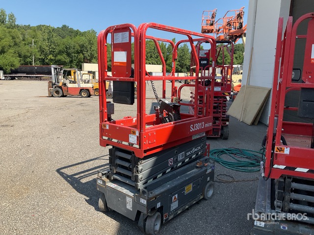 Mantall XE60 Mini/ED Plus Scissor Lift | Ritchie Bros. Auctioneers