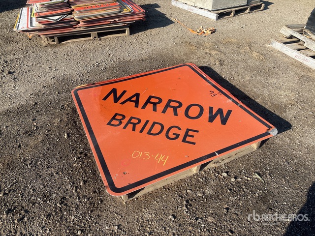 Quantity of (4) Pallets of Road Signs | Ritchie Bros. Auctioneers