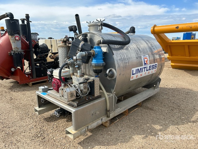 2018 Progress Tank Portable Restroom Service Slide-in Vacuum System ...