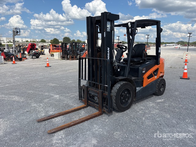 2023 Doosan D25S-9 4600 lb Pneumatic Tire Forklift | Ritchie Bros ...