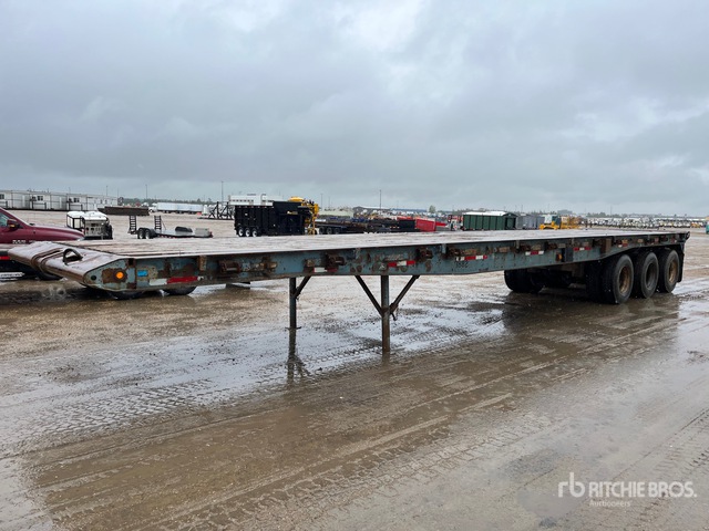 1993 Peerless 48 ft Tri/A Flatbed Oilfield Trailer | Ritchie Bros. Auctioneers