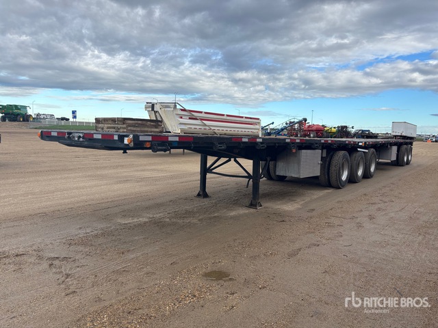 2005 Lode King 28 ft Super B-Train Lead Flatbed Trailer | Ritchie Bros ...