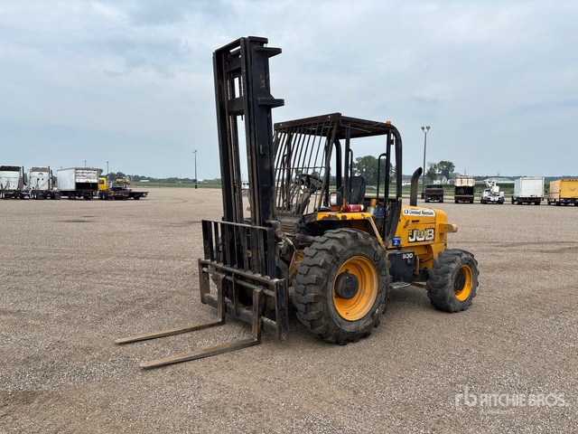 2013 JCB 930 6000 lb 4x4 Rough Terrain Forklift | Ritchie Bros. Auctioneers