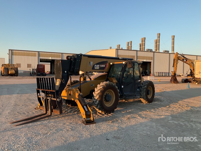 2018 Cat TL1055D Telehandler | Ritchie Bros. Auctioneers