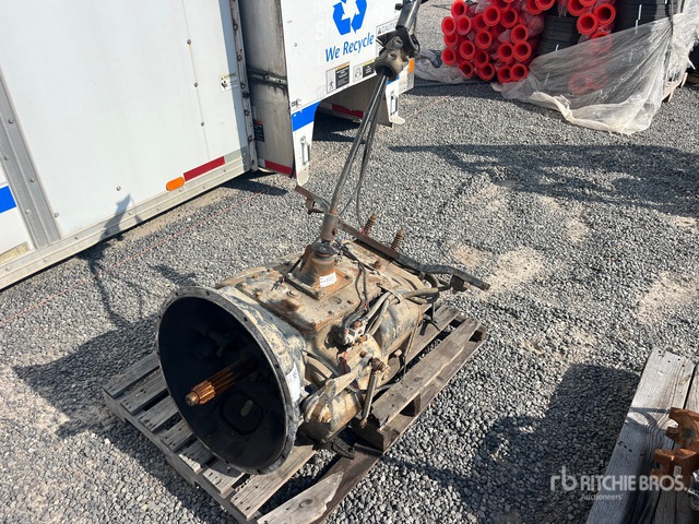Eaton Fuller 8LL Truck Transmission | Ritchie Bros. Auctioneers