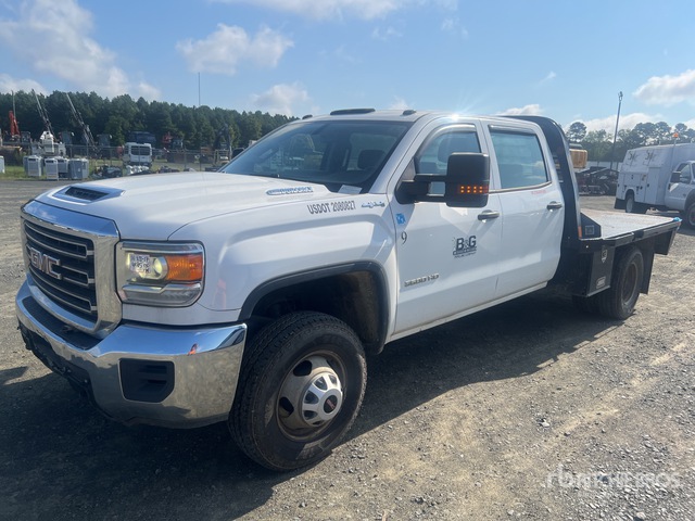 2018 GMC Sierra 3500HD 4x4 Crew Cab Flatbed Truck | Ritchie Bros ...